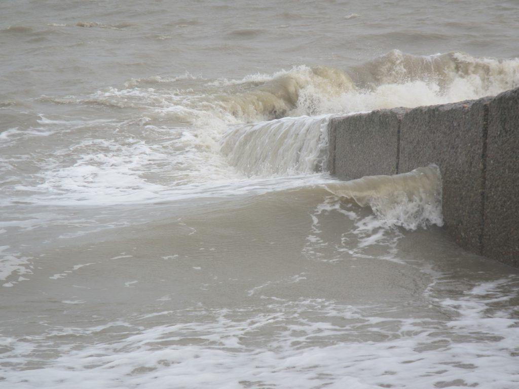 Waves break when they reach a critical steepness - Adventures in ...