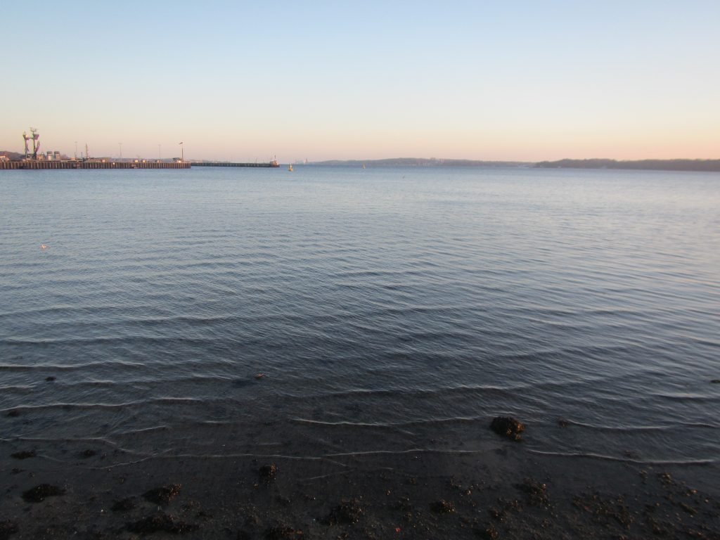 Nonlinear effects in shallow water waves - Adventures in Oceanography ...