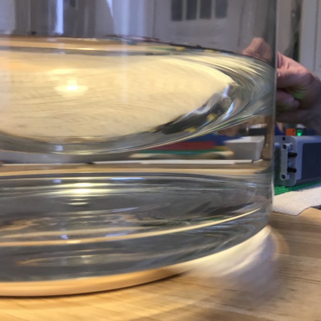 My first attempt at building a rotating table for kitchen oceanography ...
