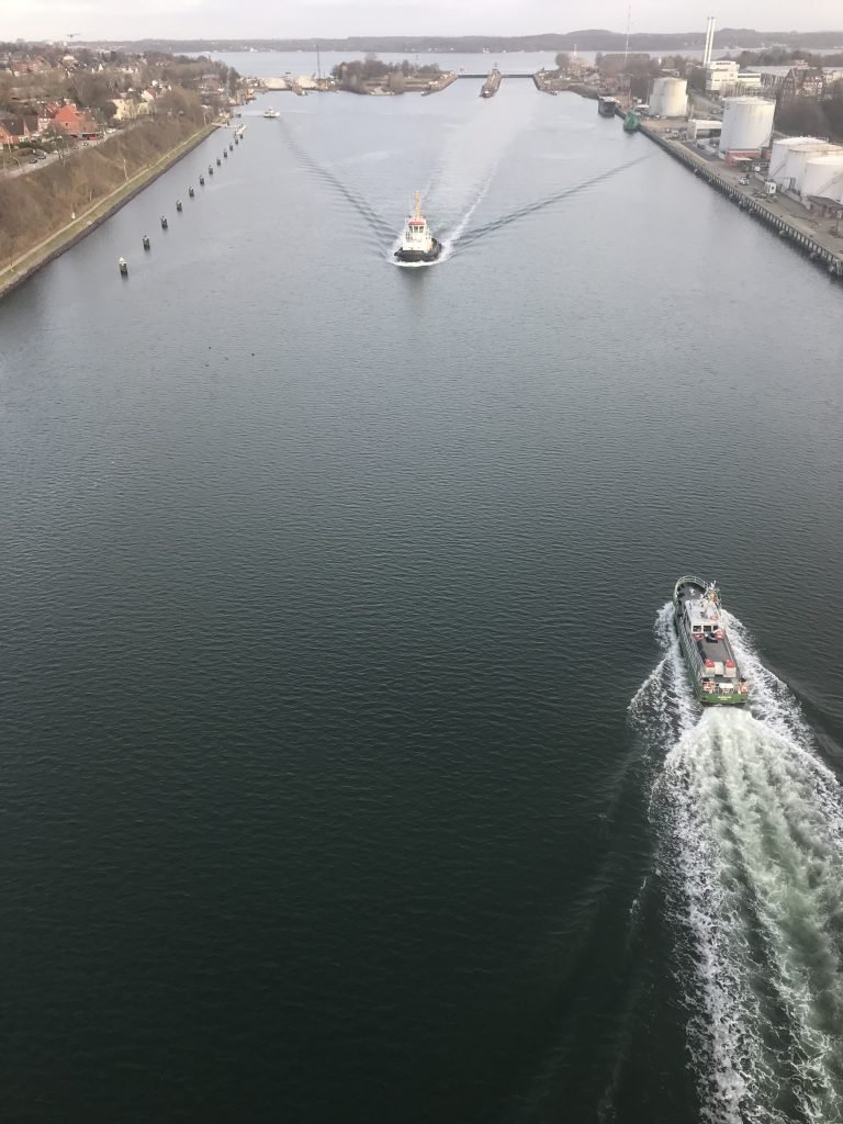 Wave watching at the locks in Kiel Holtenau - Adventures in ...