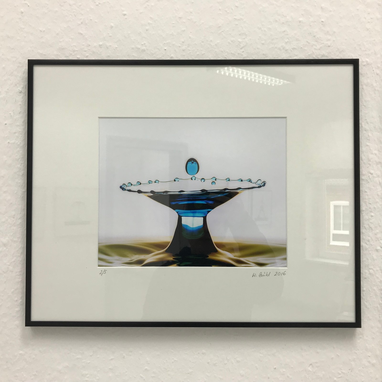 Vernissage of "liquid art": The perfect opportunity to combine art ...
