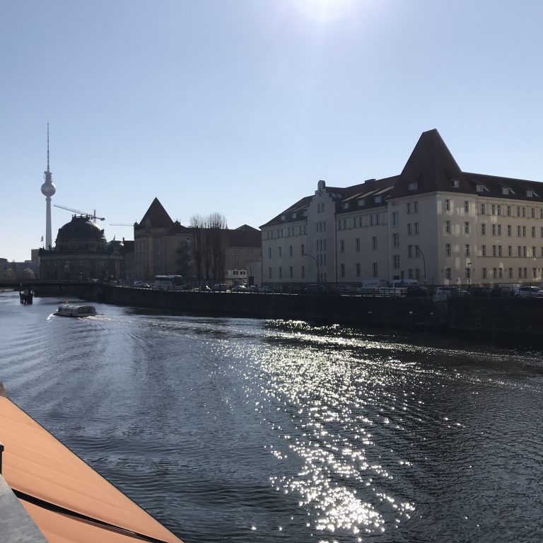 Sightseeing in Berlin? Any excuse for a #wavewatching trip ...