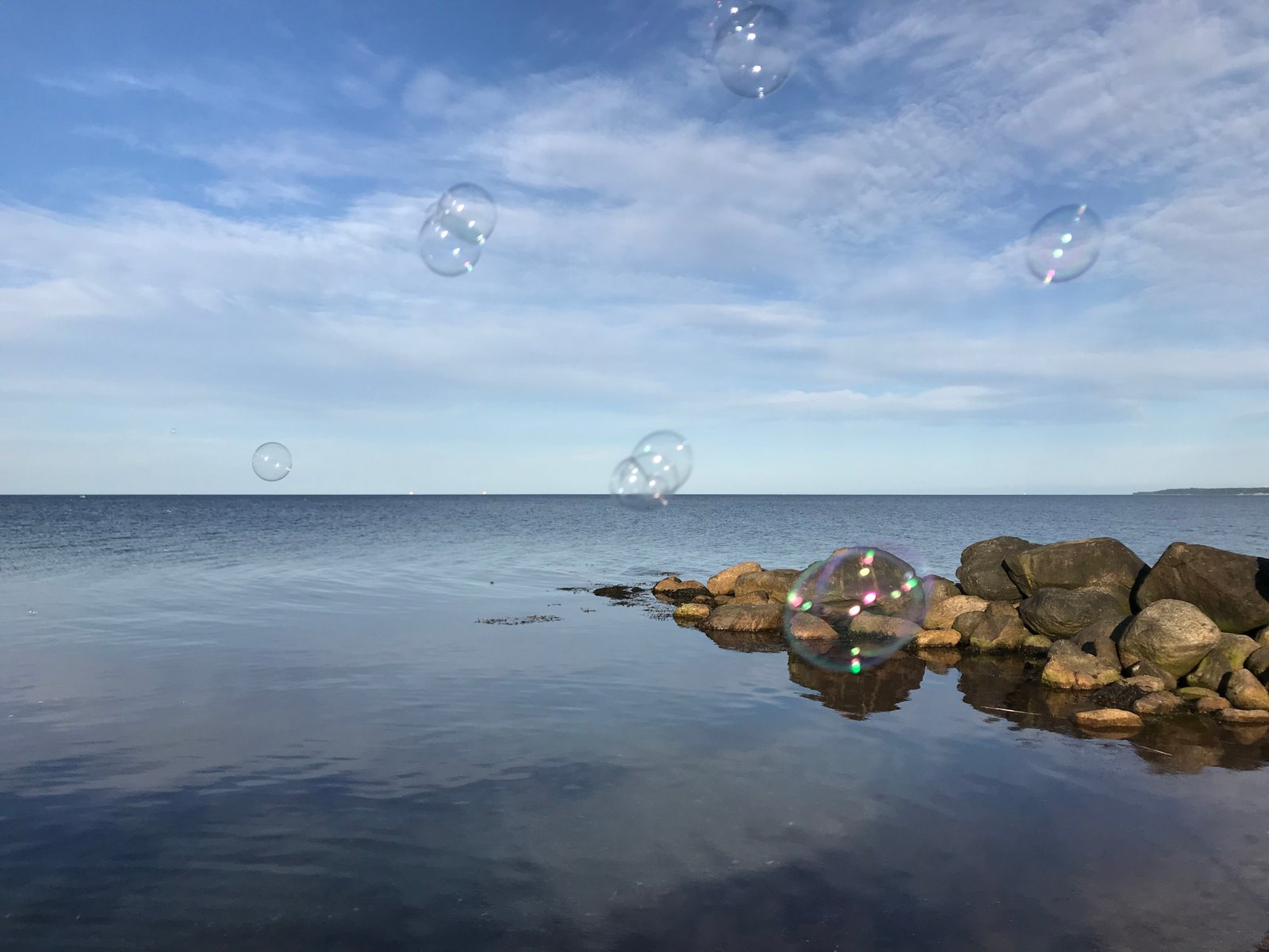 Soap bubble musings - Adventures in Oceanography and Teaching
