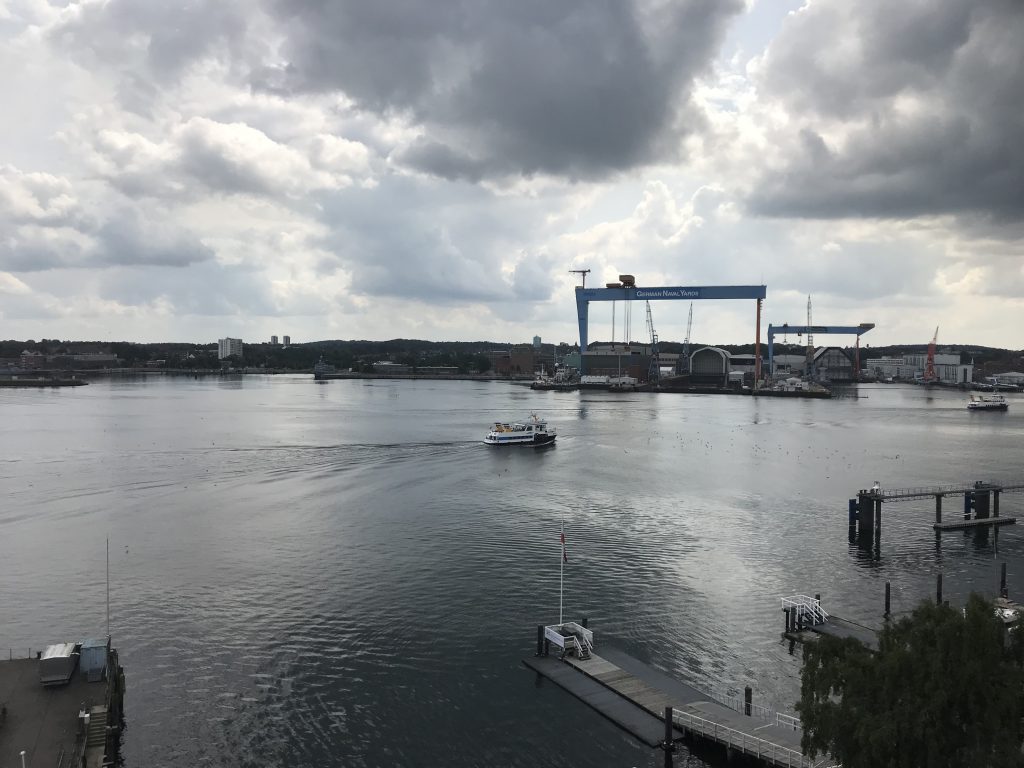 Walk to & visit at GEOMAR as wave watching occasion - Adventures in ...