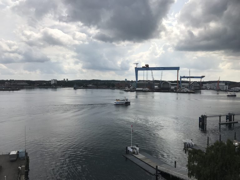 Walk to & visit at GEOMAR as wave watching occasion - Adventures in ...