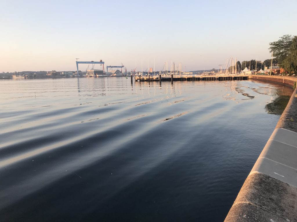 ship's wake Archives - Adventures in Oceanography and Teaching