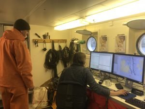 Meeting Ran, the Autonomous Underwater Vehicle - Adventures in ...