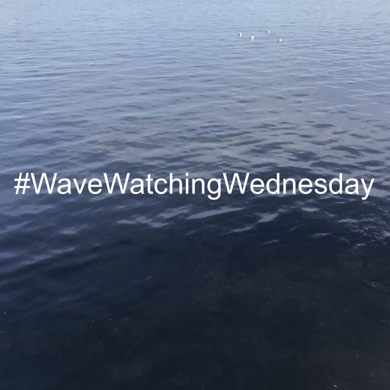 #WaveWatchingWednesday - Adventures in Oceanography and Teaching