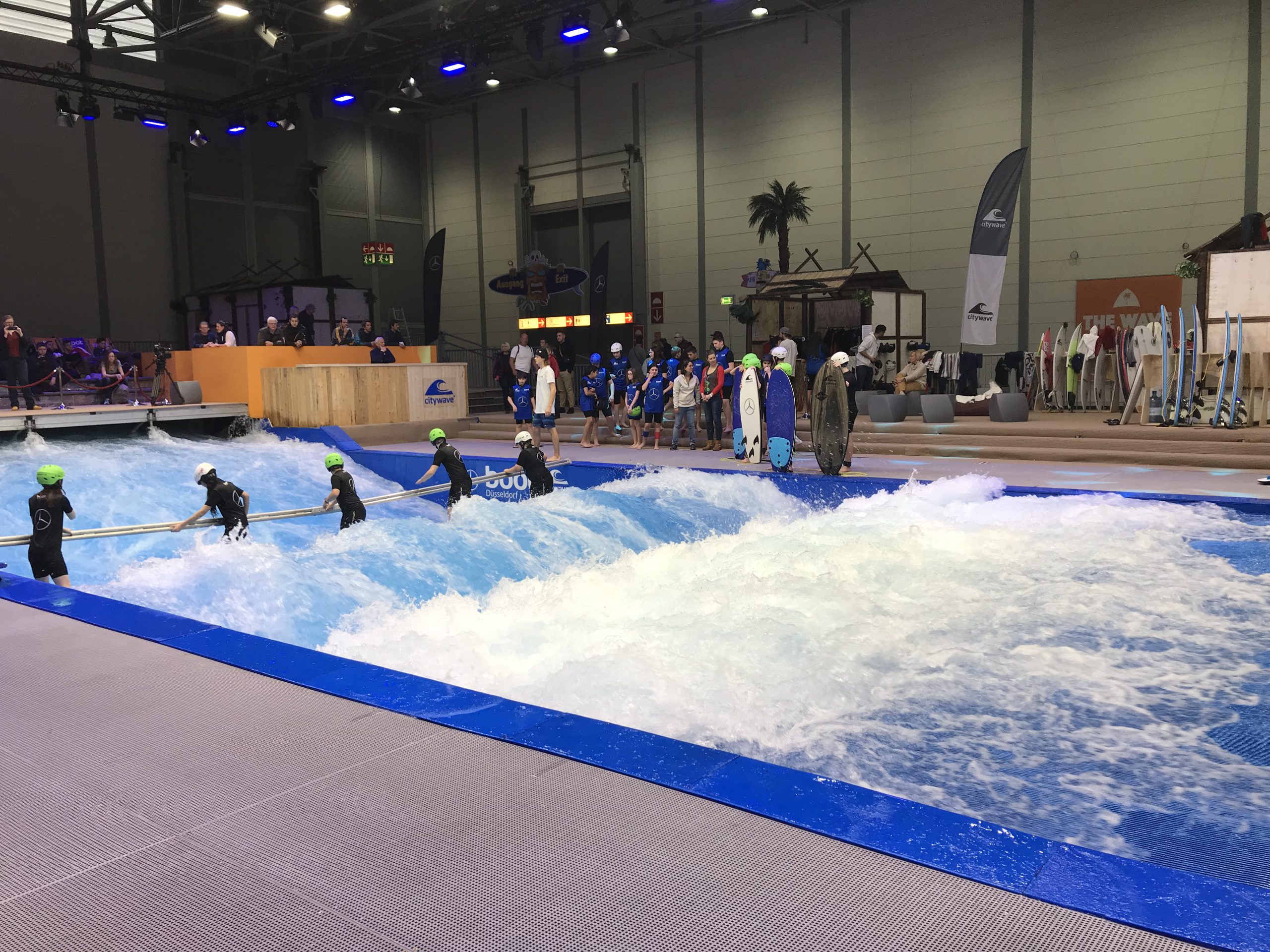 THE WAVE at Boot Düsseldorf - Adventures in Oceanography and Teaching